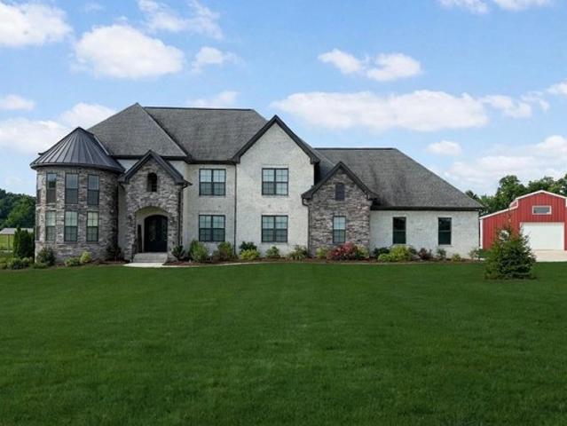 1083 Caballo Trl, Gallatin, TN 37066