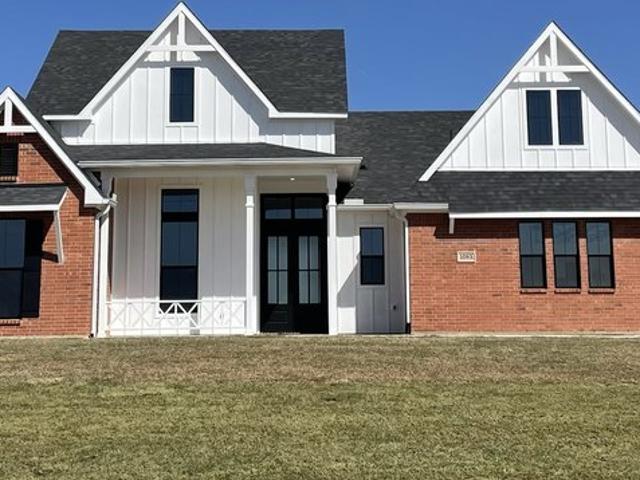 1083 Dixie Estates Way, Whitesboro, TX 76273