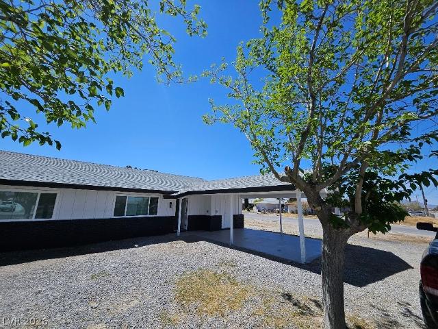 1083 E Calvada Boulevard B