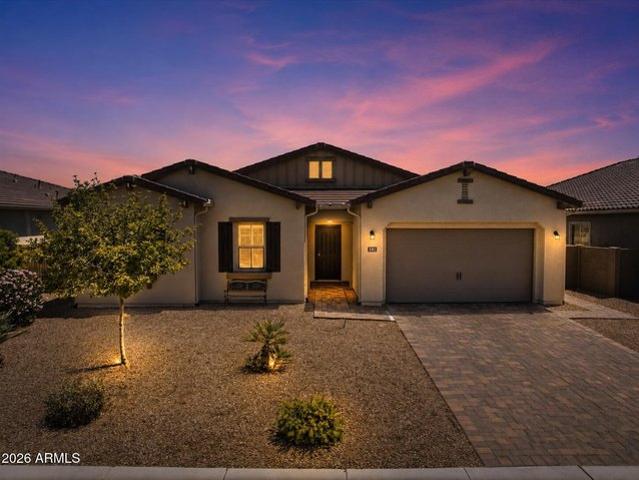 1083 E Holland Park Dr, Gilbert, AZ 85297