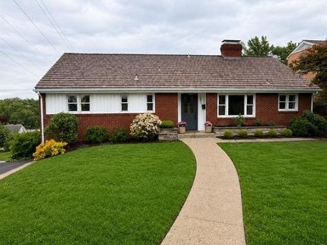 1083 Firwood Dr, Pittsburgh, PA 15243