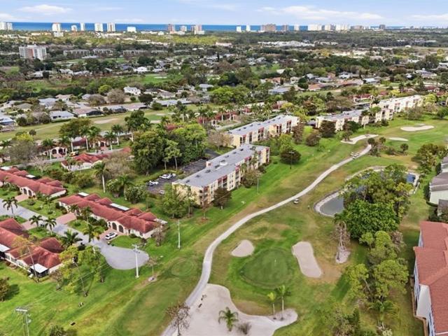 1083 Forest Lakes Dr, Unit 6304/6, Naples, FL 34105 | MLS #226009