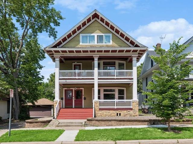 1083 Hague Ave, Saint Paul, MN 55104