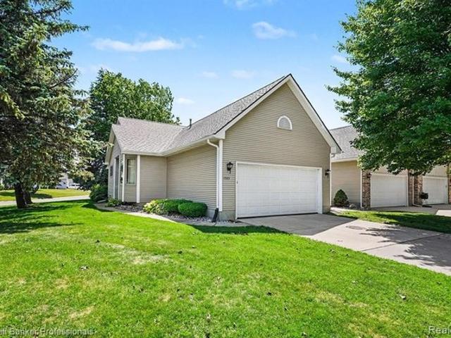 1083 Shalin Dr, Davison, MI 48423
