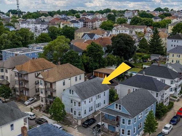 1083 1 County St, New Bedford, MA 02746
