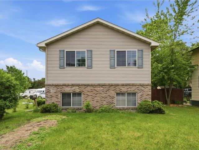 108 3rd St N, Waite Park, MN 56387