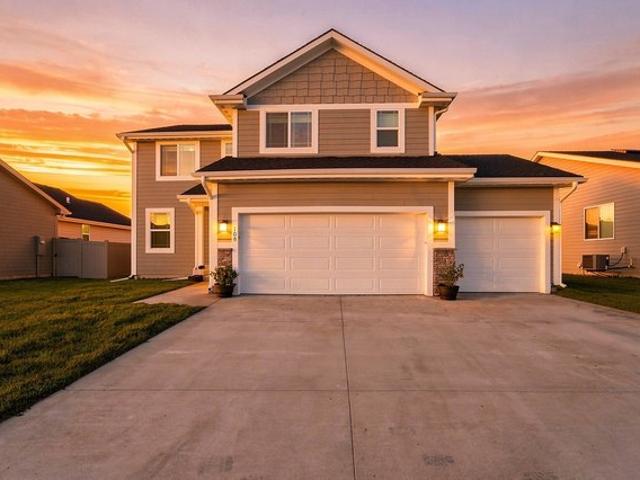 108 13th St NW, Bondurant, IA 50035