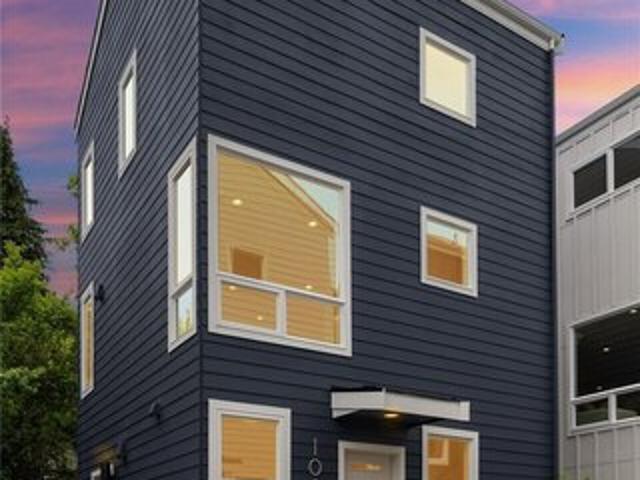 108 29th Ave E, Seattle, WA 98112