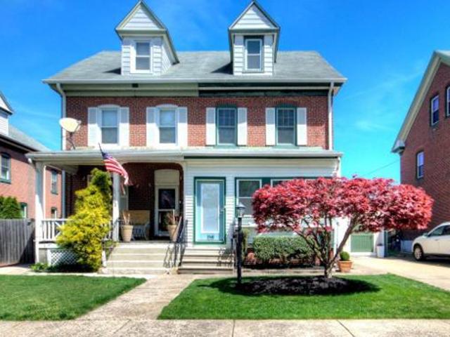 108 6th Ave, Florence, NJ 08554