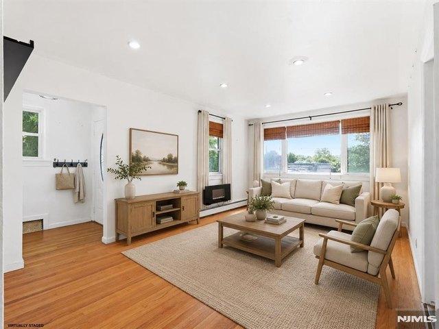 108 County Rd, Tenafly, NJ 07670