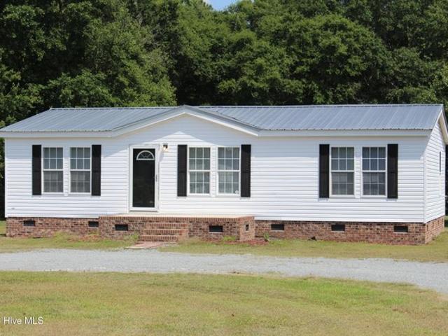108 Country Farm Ln, Beulaville, NC 28518