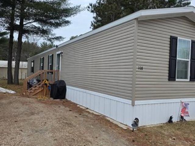108 Courtney Ln Unit 108, Redgranite, WI 54970