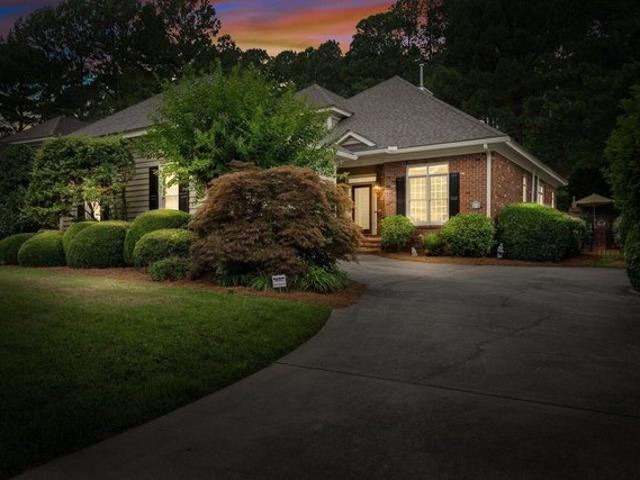 108 Cobblestone Ct, Rocky Mount, NC 27804
