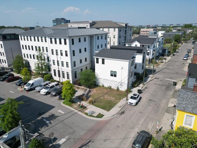 108 Cooper St, Charleston, SC 29403 | MLS #26011 | Compass