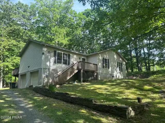 108 CATAMOUNT DR, HAWLEY, PA 18428 Single Family Residence For.