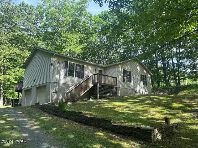 108 Catamount Drive, Hawley, PA 18428 643793341