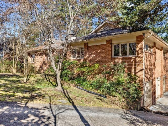 108 Campbell Lane