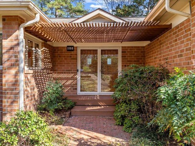 108 Campbell Lane
