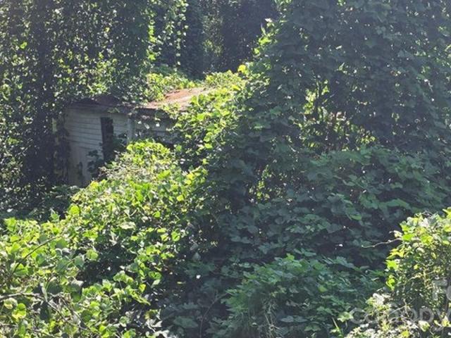 108 Campground Rd, Dallas, NC 28034