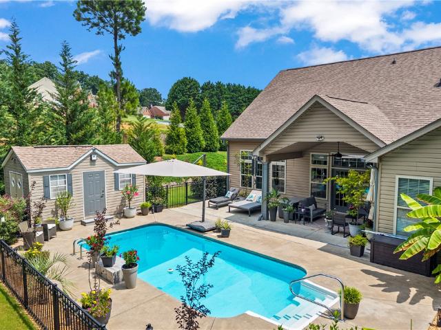 108 Carnoustie Circle