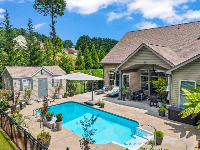 108 Carnoustie Circle