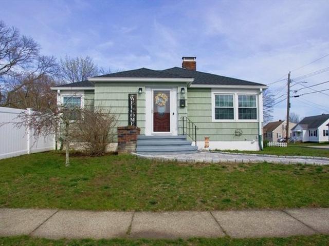 108 Caswell St, New Bedford, MA 02745
