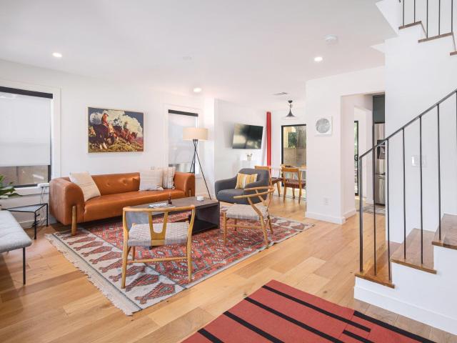 108 Chicon St