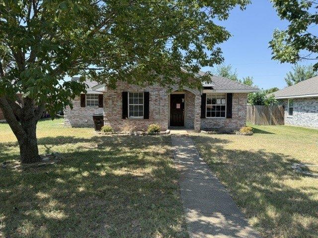 108 Amy Dr, Crandall, TX 75114