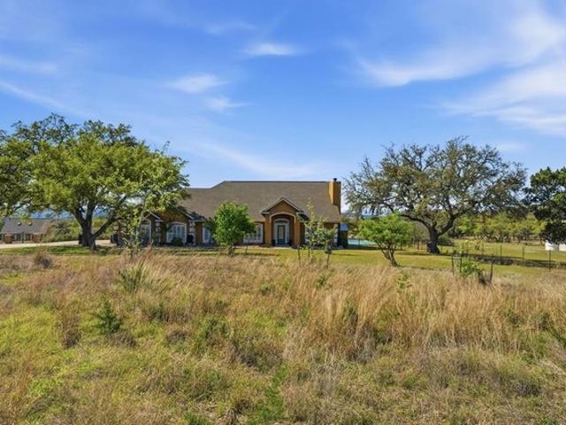 108 Agarita Ct, Boerne, TX 78006