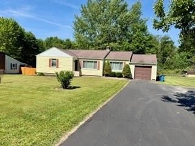 108 Aiken Rd, New Castle, PA 16101