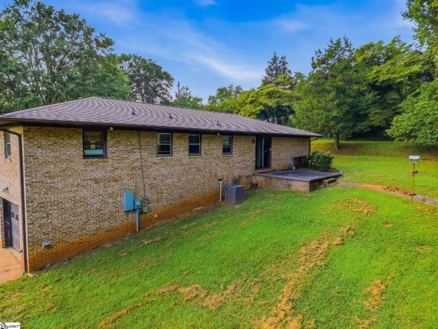 108 Apple Drive