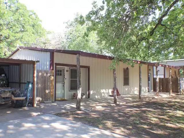 108 Boca Vista Ct, Chico, TX 76431