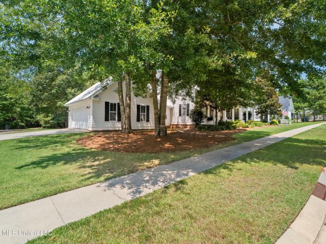108 Baneberry Trace