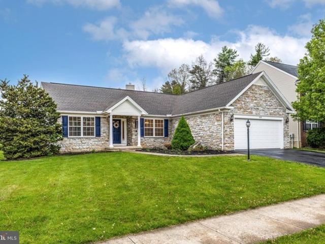 108 Barrens Ct, Port Matilda, PA 16870
