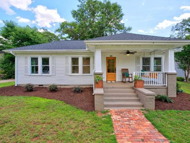 108 Beechwood Ave, Greenville, SC 29607