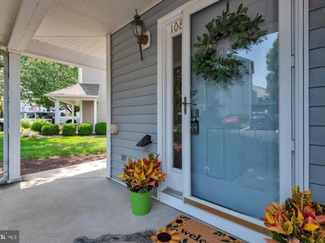 108 Blenny Lane