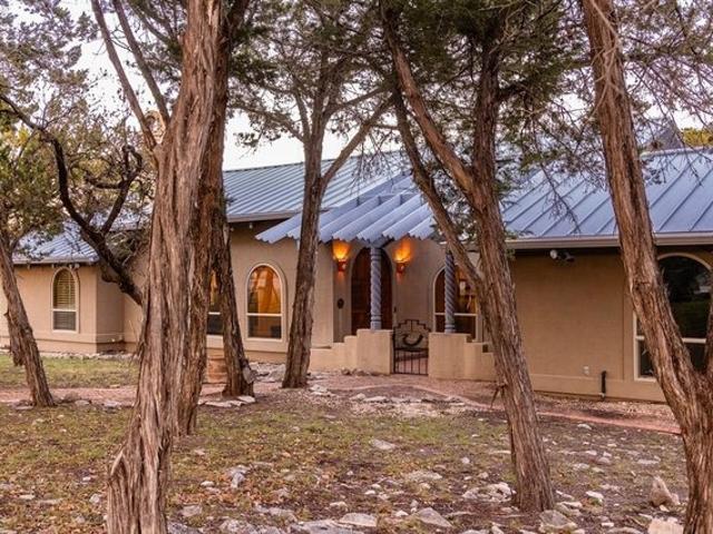 108 Brushy Dr, Hunt, TX 78024