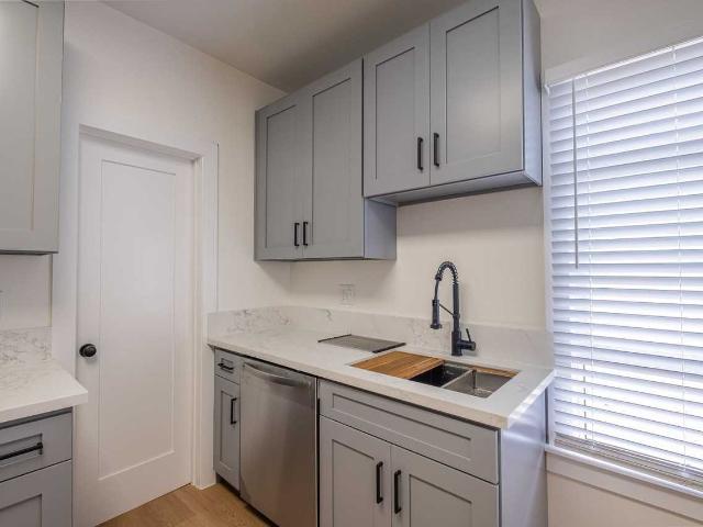 108 Broadway Residences 1 Bedroom Apartment for Rent at 108 N Broadway, Redondo Beach, CA 90277 South Redondo Beach