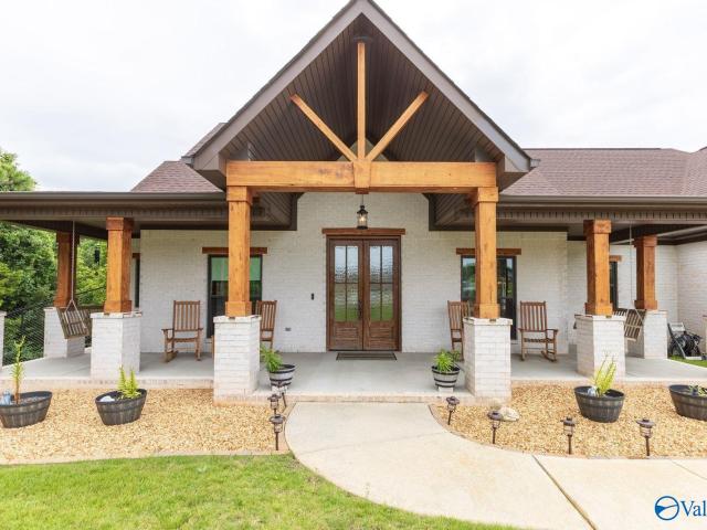 108 Brookshire Circle