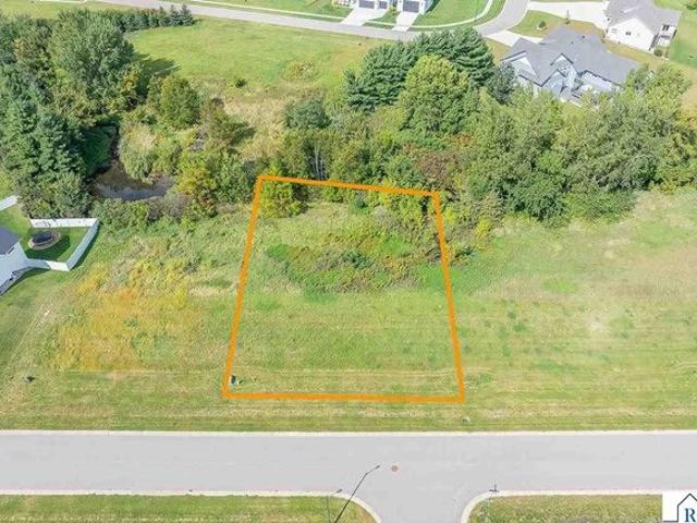 108 Butler Falls Rd, Mankato, MN 56001