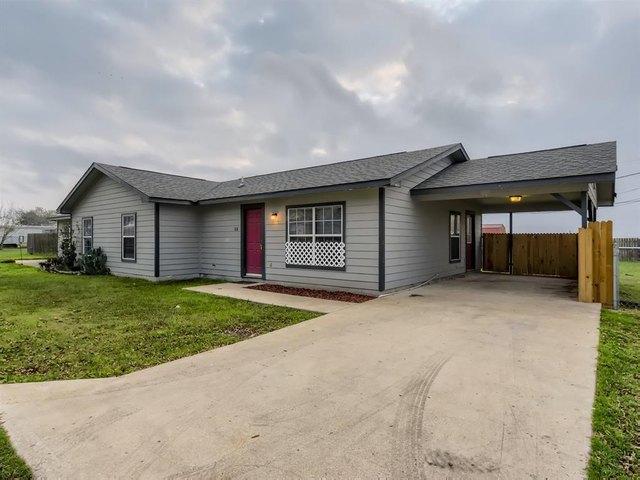108 Gm Ln, San Marcos, TX 78666