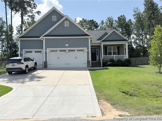 108 Godwin Ct, Sanford, NC 27330