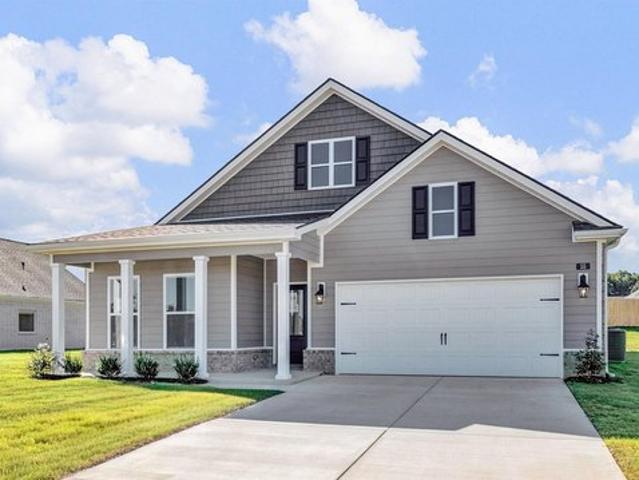 108 Gateway Dr, Jackson, TN 38305