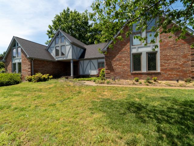 108 Geers Ct