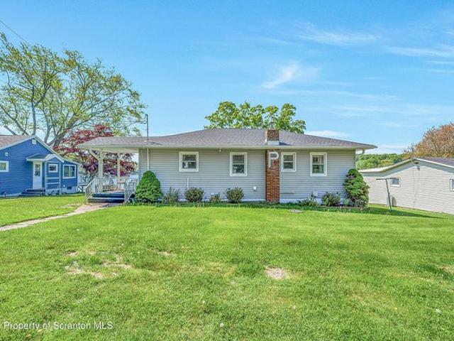 108 George Dr, Jefferson Township, PA 18436
