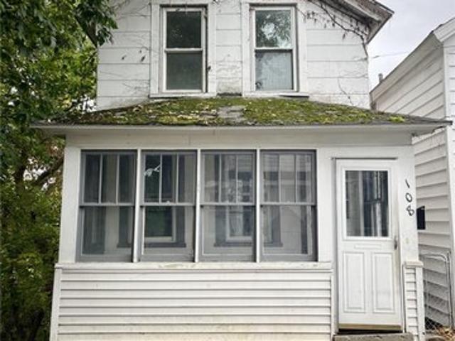108 Green Street Pl, Syracuse, NY 13203