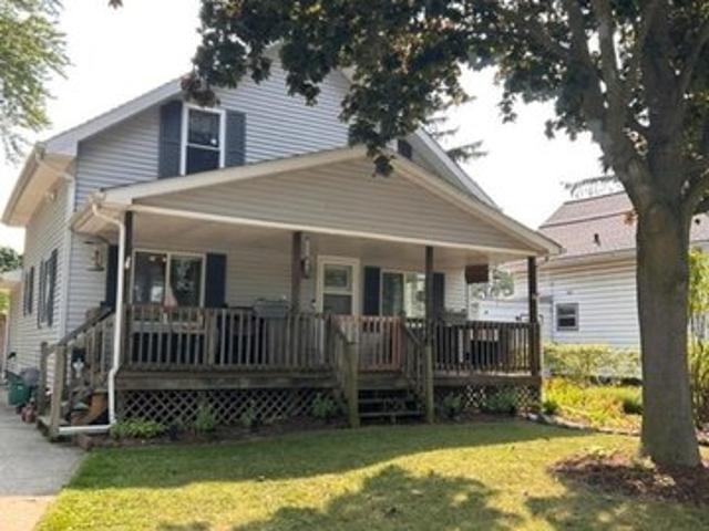 108 Grove Ave, Alma, MI 48801