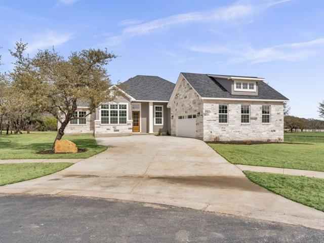 108 Double Circle Dr, Burnet, TX 78611