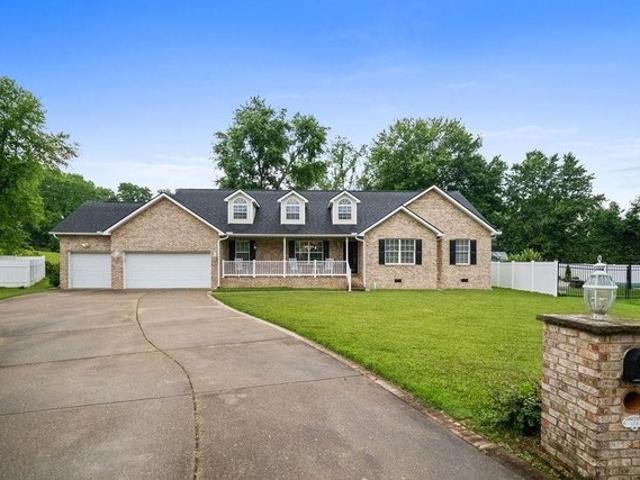 108 Dominic Dr, Scott Depot, WV 25560