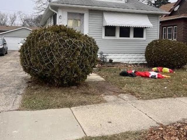 108 Dorchester Ct, Waukegan, IL 60085
